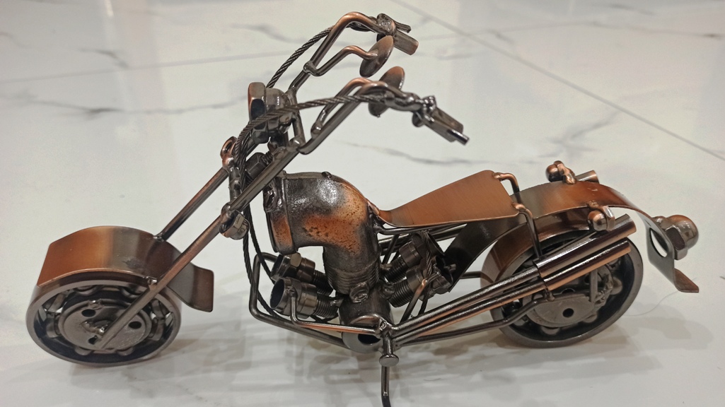Antique Metal/Brass Motorcycle Art Sculpture – HiFi Shop
